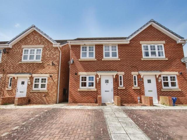 2 bedroom semi detached house for sale