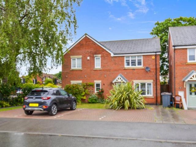 2 bedroom semi detached house for sale