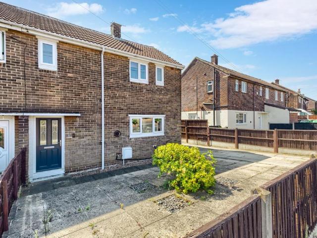 2 bedroom semi detached house for sale