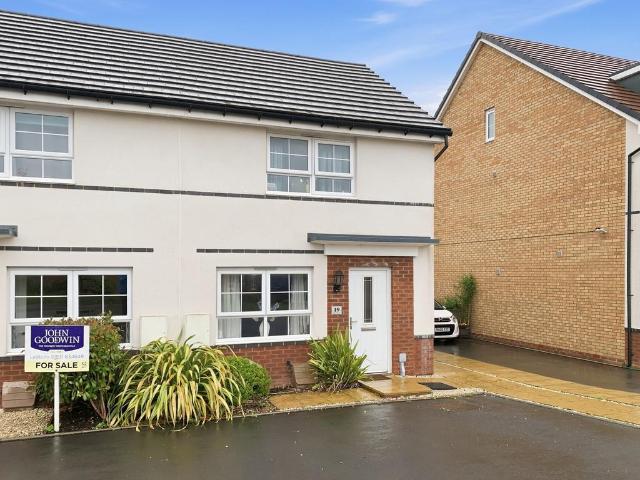 2 bedroom semi detached house for sale