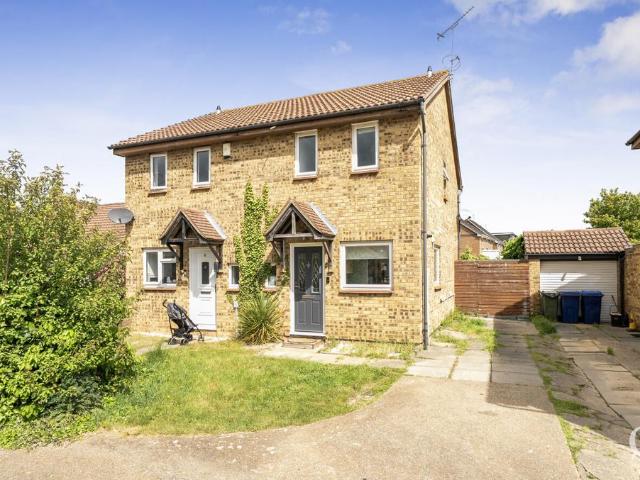 2 bedroom semi detached house for sale