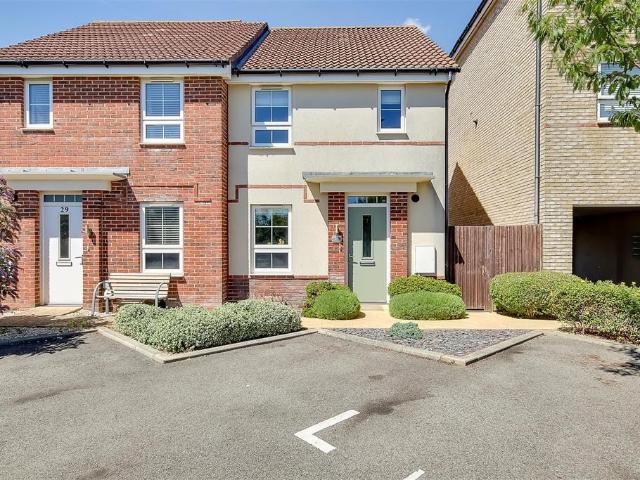 2 bedroom semi detached house for sale