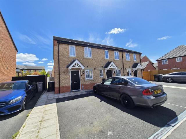 2 bedroom semi detached house for sale