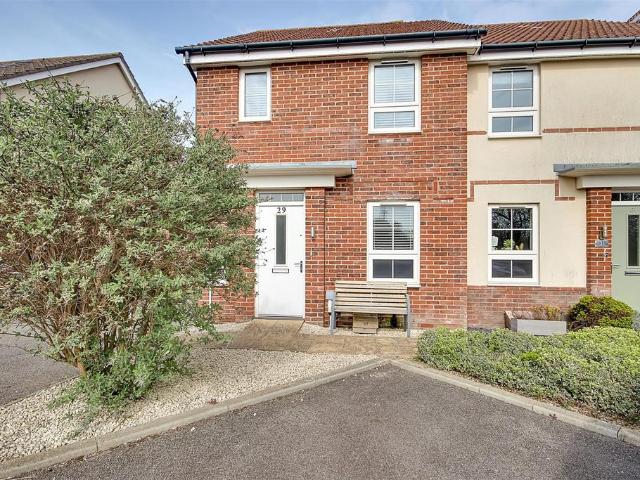 2 bedroom semi detached house for sale