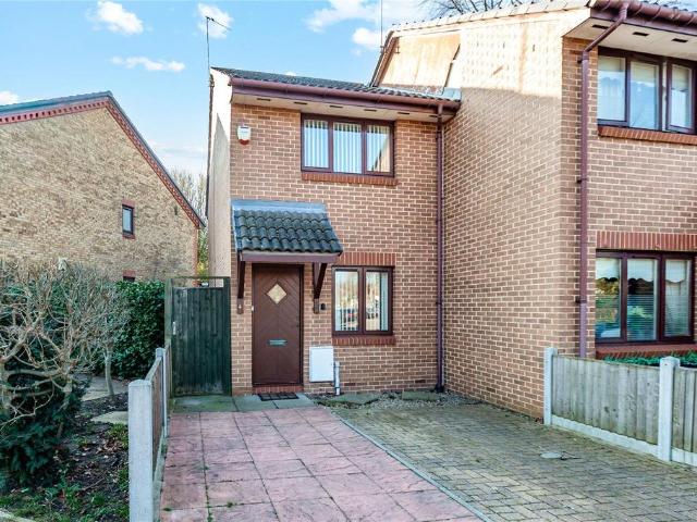 2 bedroom semi detached house for sale