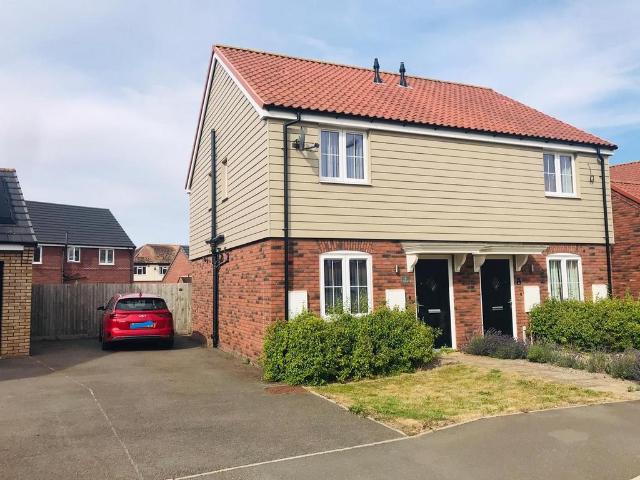 2 bedroom semi detached house for sale