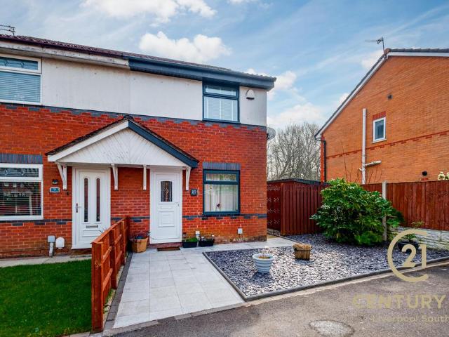 2 bedroom semi detached house for sale
