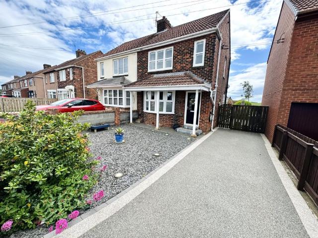 2 bedroom semi detached house for sale