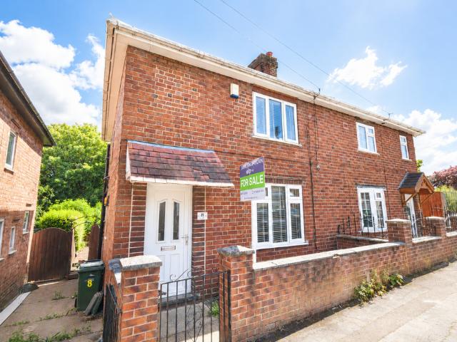 2 bedroom semi detached house for sale