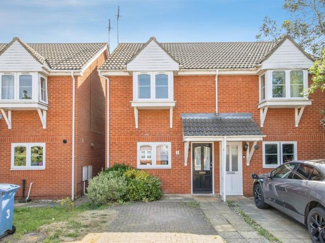 2 bedroom semi detached house for sale