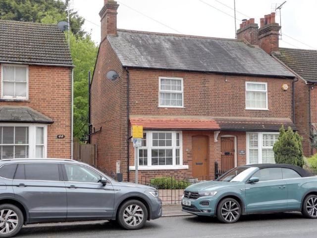 2 bedroom semi detached house for sale