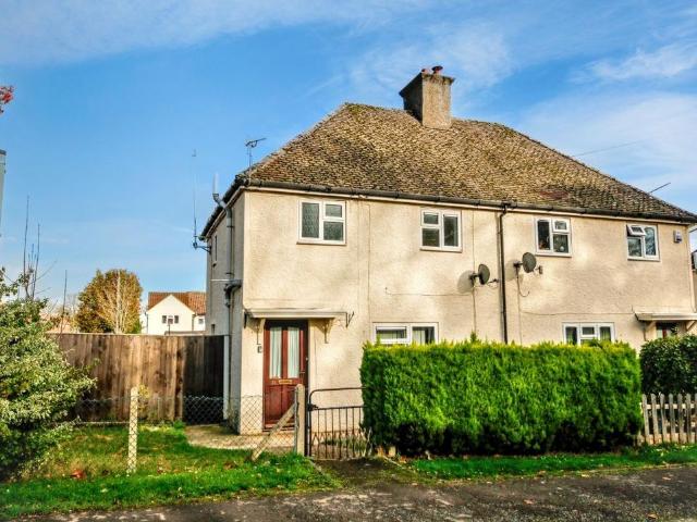 2 bedroom semi detached house for sale
