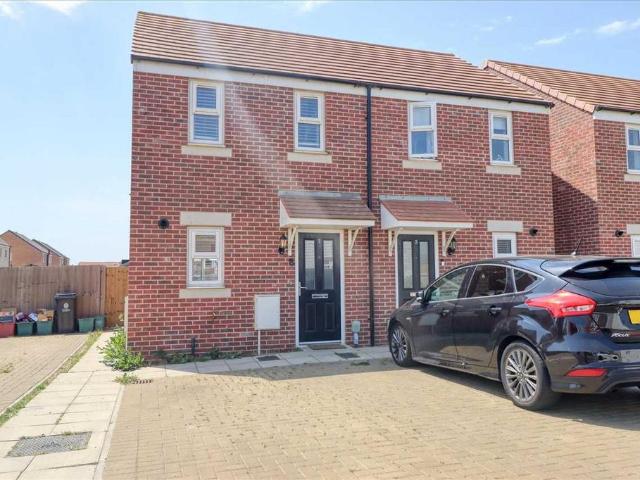 2 bedroom semi detached house for sale