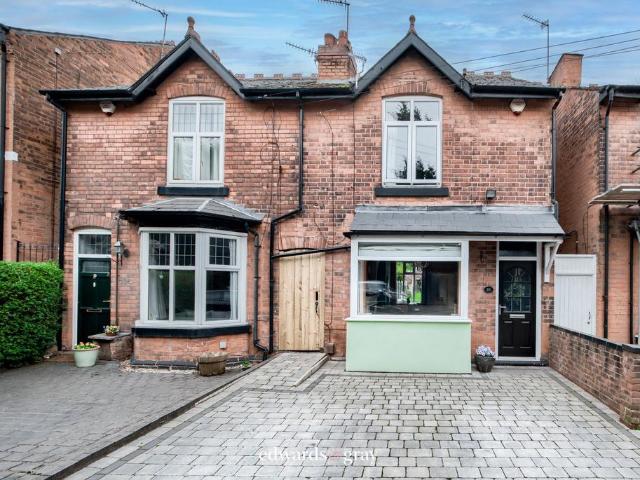 2 bedroom semi detached house for sale