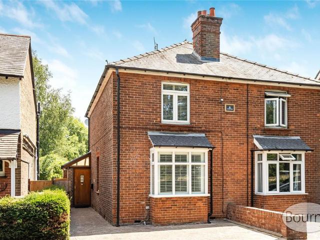 2 bedroom semi detached house for sale