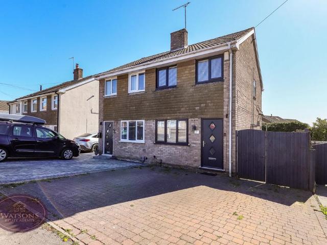 2 bedroom semi detached house for sale
