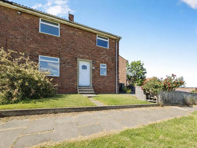 2 bedroom semi detached house for sale