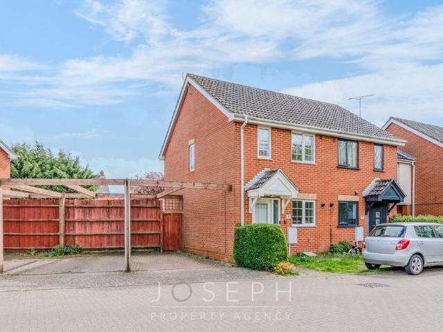 2 bedroom semi detached house for sale