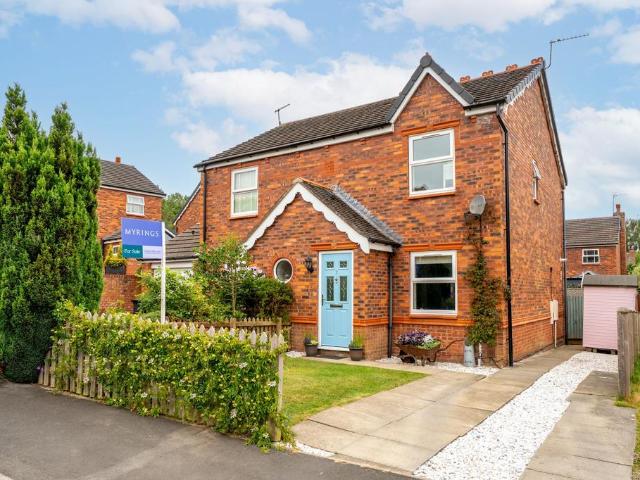 2 bedroom semi detached house for sale