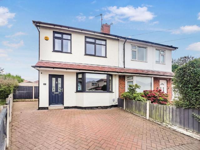 2 bedroom semi detached house for sale