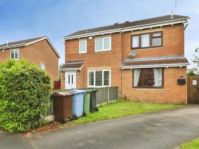 2 bedroom semi detached house for sale
