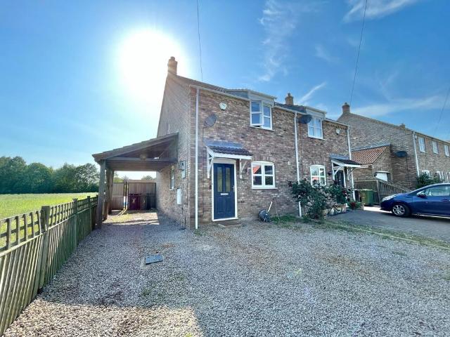 2 bedroom semi detached house for sale