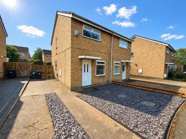 2 bedroom semi detached house for sale