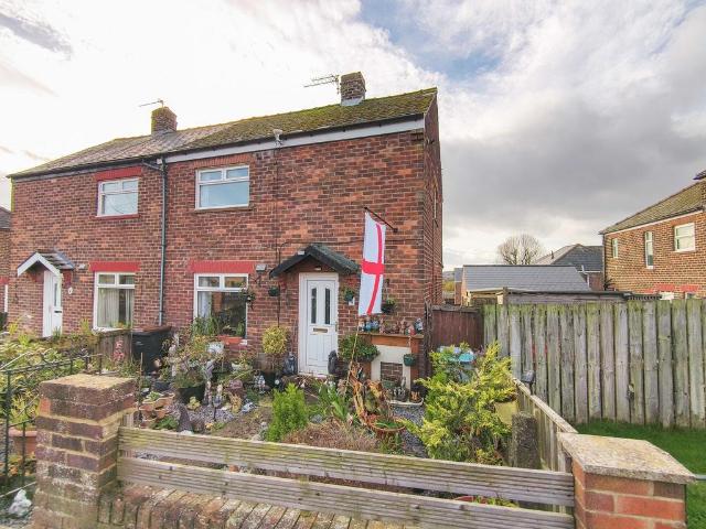2 bedroom semi detached house for sale