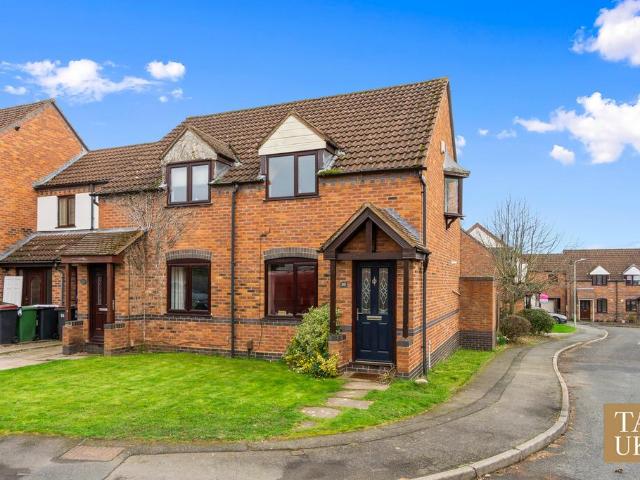 2 bedroom semi detached house for sale