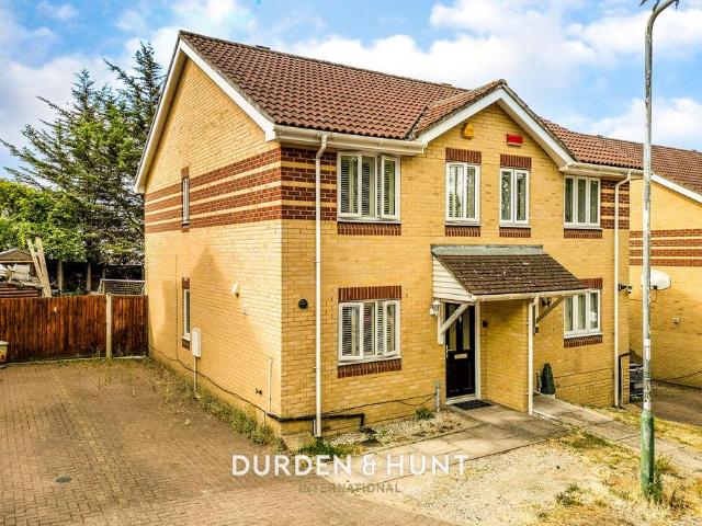 2 bedroom semi detached house for sale