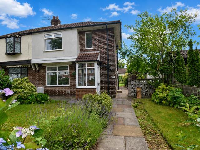 2 bedroom semi detached house for sale