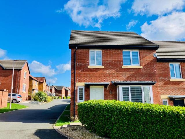 2 bedroom semi detached house for sale