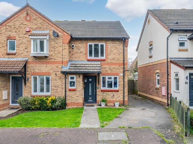 2 bedroom semi detached house for sale