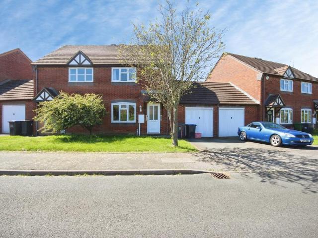 2 bedroom semi detached house for sale