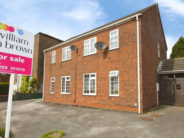 2 bedroom semi detached house for sale