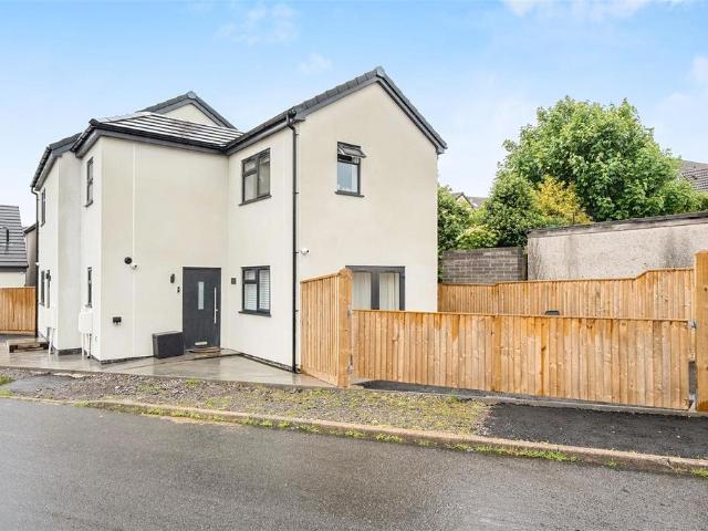 2 bedroom semi detached house for sale