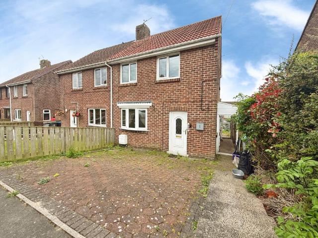 2 bedroom semi detached house for sale