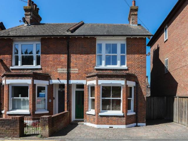 2 bedroom semi detached house for sale