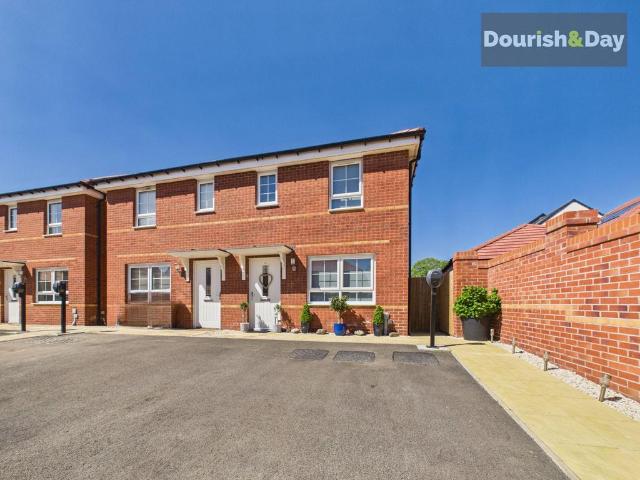 2 bedroom semi detached house for sale