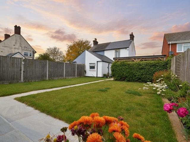 2 bedroom semi detached house for sale