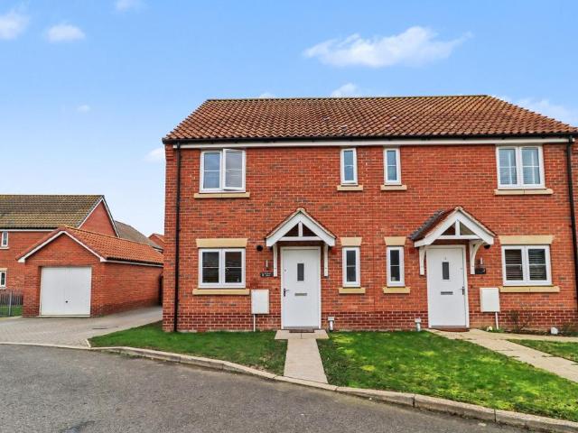 2 bedroom semi detached house for sale