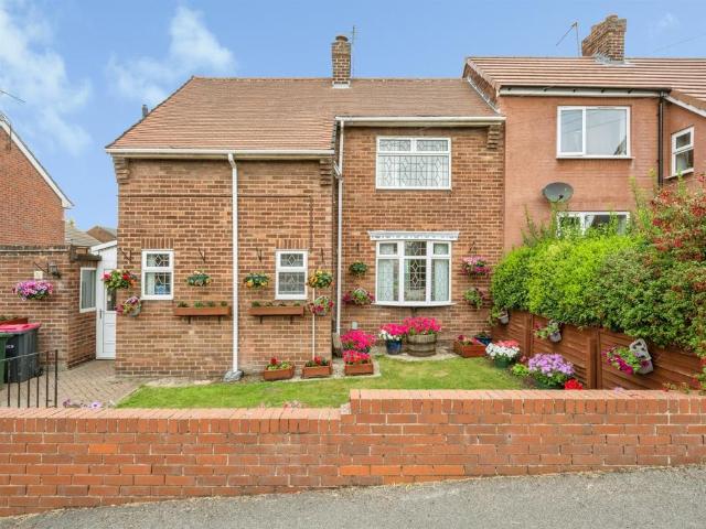 2 bedroom semi detached house for sale