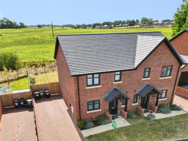 2 bedroom semi detached house for sale