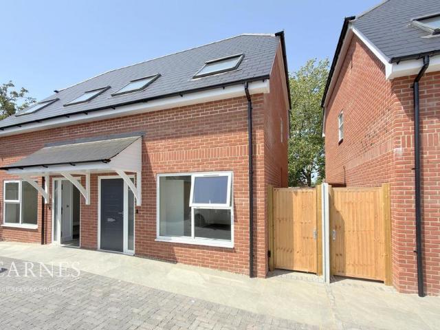 2 bedroom semi detached house for sale
