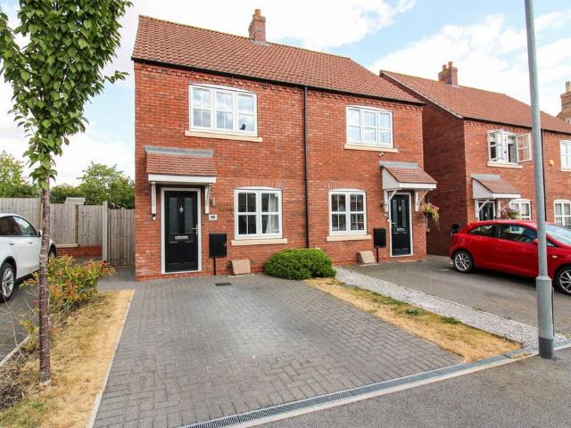 2 bedroom semi detached house for sale