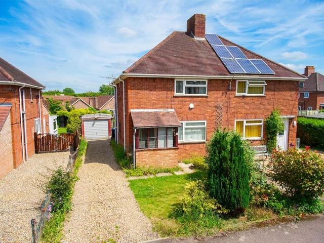 2 bedroom semi detached house for sale
