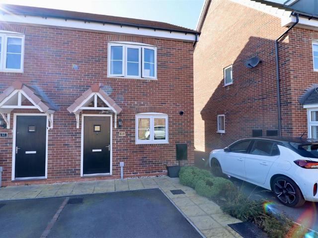 2 bedroom semi detached house for sale