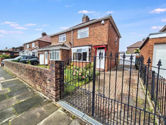 2 bedroom semi detached house for sale