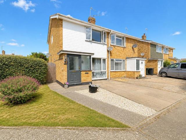 2 bedroom semi detached house for sale