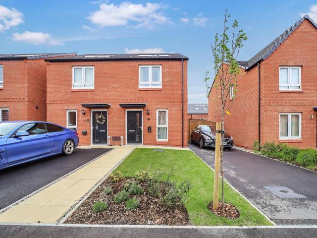2 bedroom semi detached house for sale